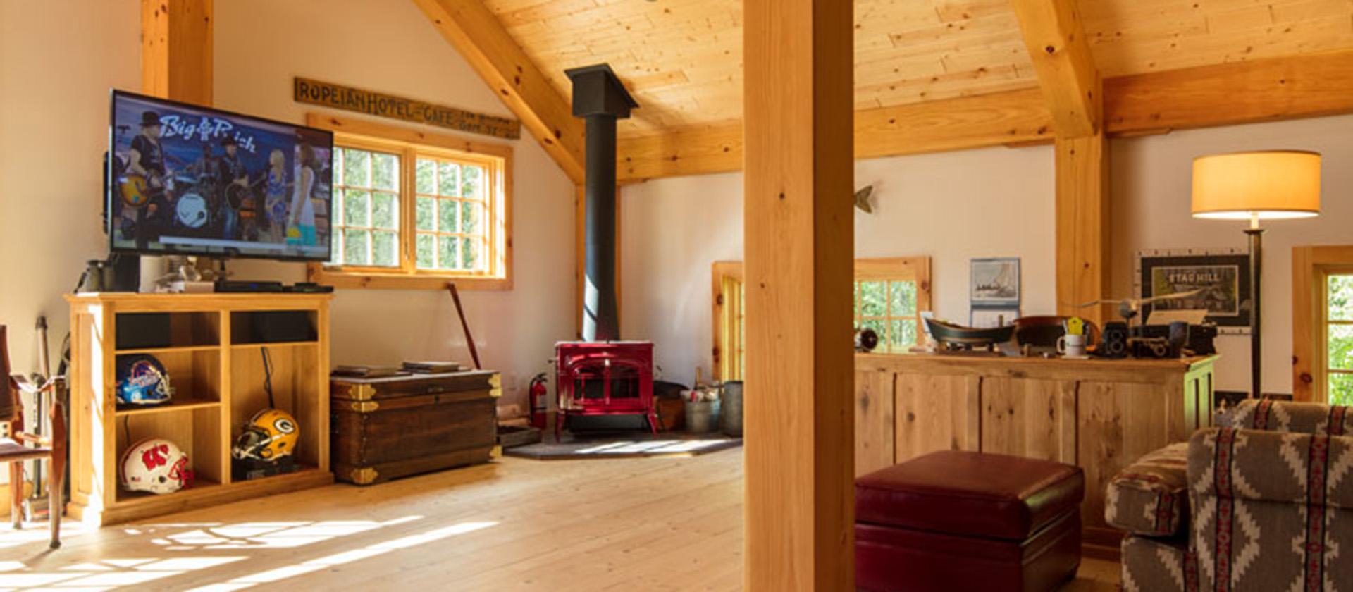 Amazing Man Cave | Portfolio | Custom Timber Frames