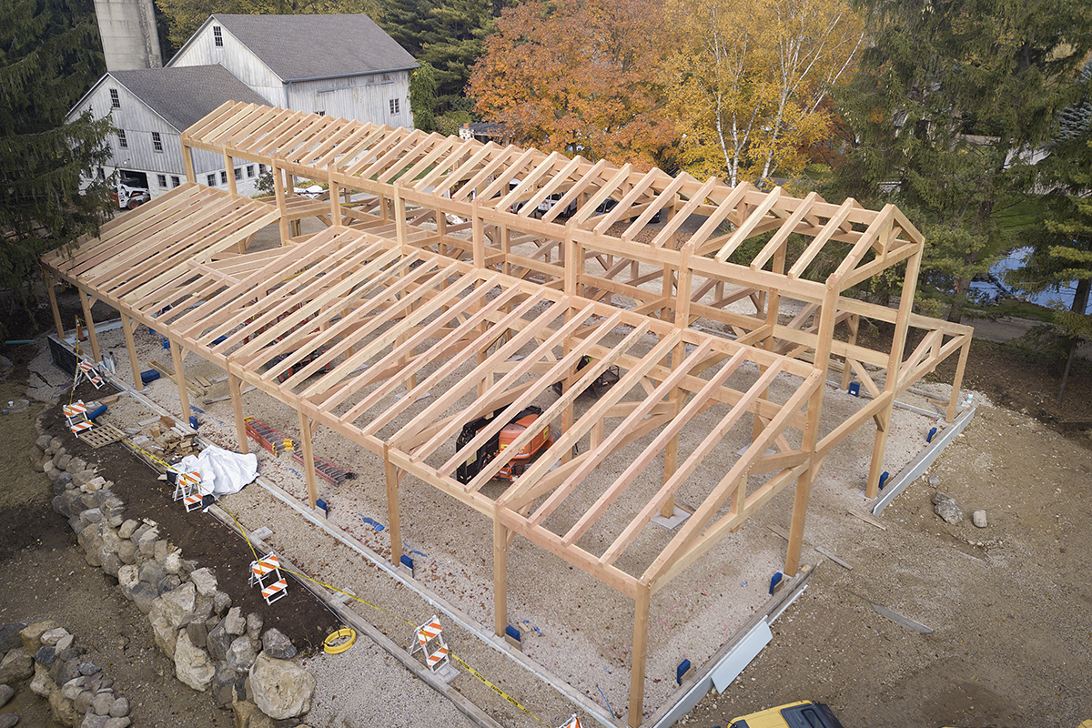 Timber Frame Barn | Custom Timber Frames