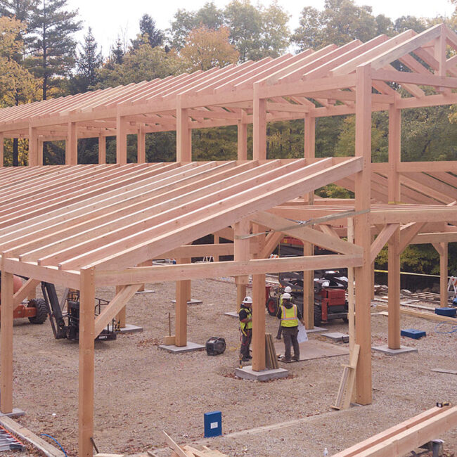 Timber Frame Barn | Custom Timber Frames
