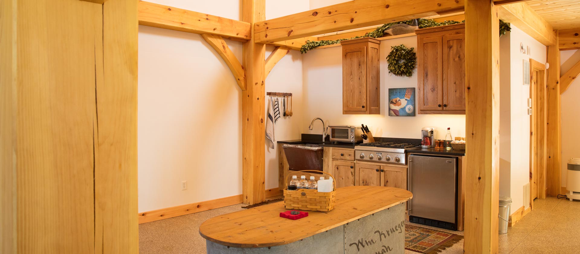 Amazing Man Cave | Portfolio | Custom Timber Frames